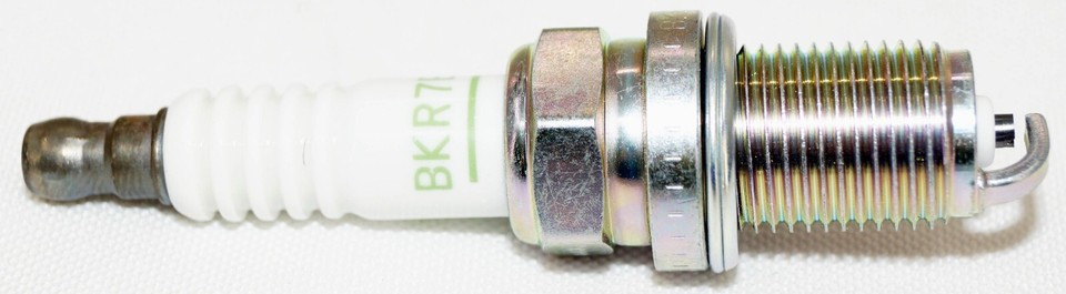 Set of 8 Genuine NGK 4644 Solid Tip Spark Plug V-Power BKR7E | eBay