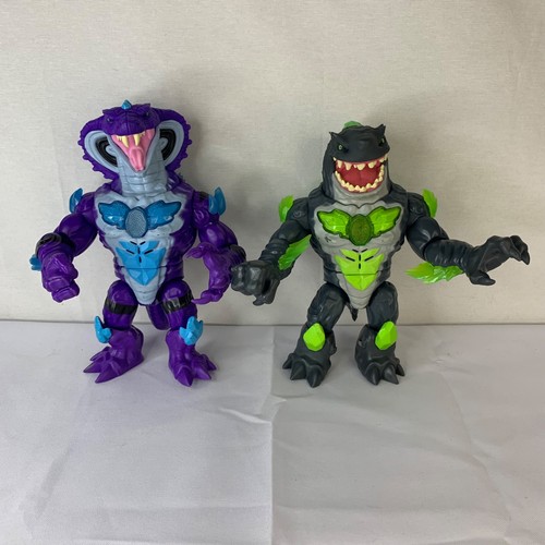 Beast Lab Stealth Strike Reptile COBRA Snake Shark Beast Action Figure ...