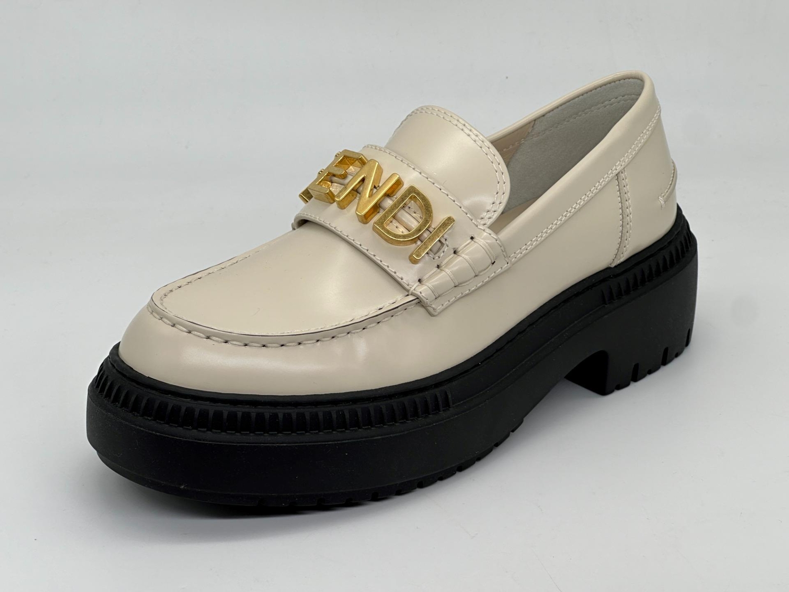 FENDI Fendigraphy Graphy Signature Logo Leather Platform Loafers Shoes ...