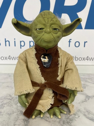 Interactive Yoda with Lightsaber Star Wars Tiger Hasbro 2000 | eBay