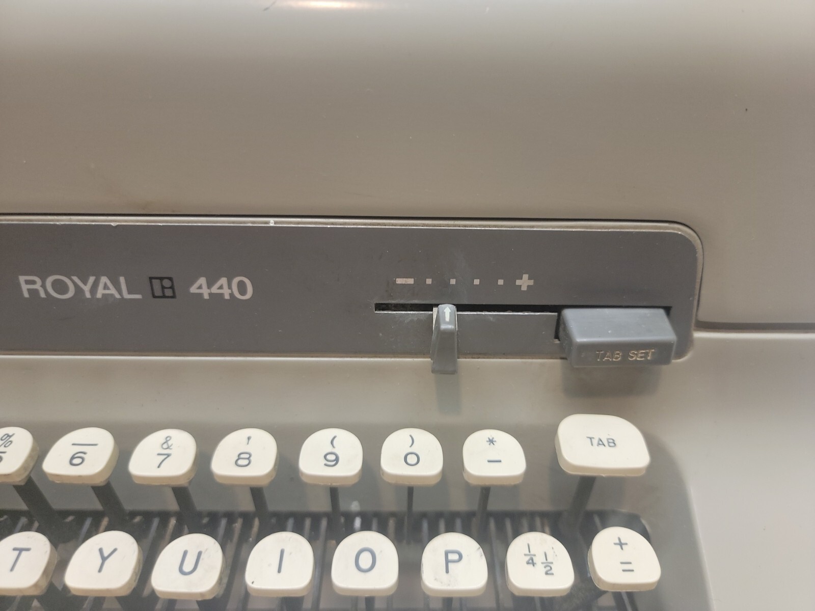 Vintage Royal 440 Manual Typewriter Tested And Working Heavy Duty | eBay