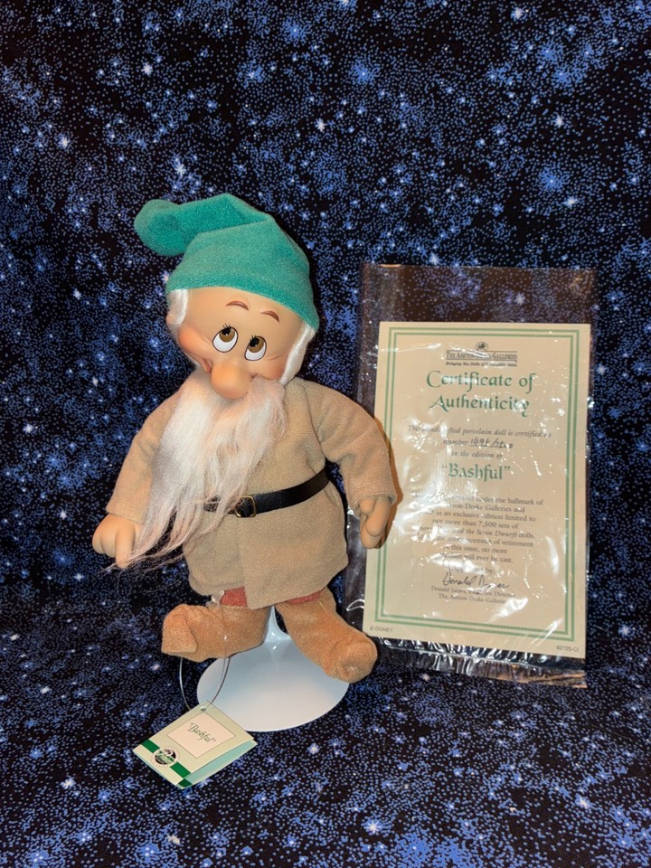 Ashton Drake Snow White & The Seven Dwarfs Figurine “Bashful” Doll | eBay