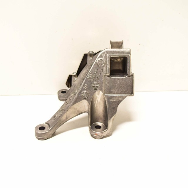 OEM BMW 5 G30 Right Side Engine Bracket 22116861564 6861564 Genuine for ...