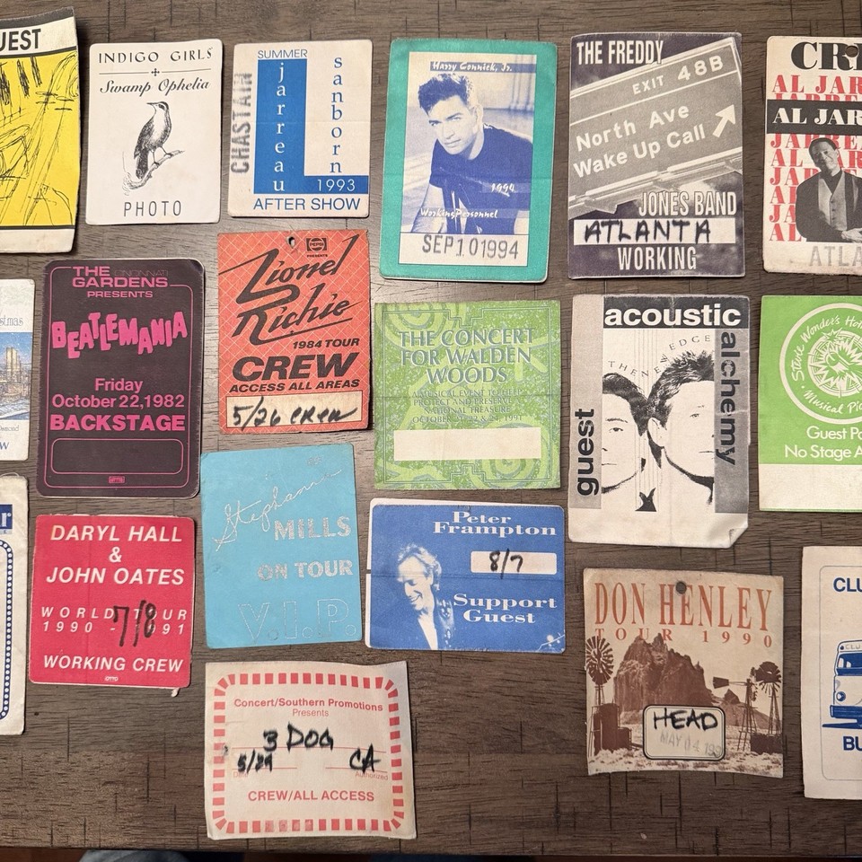 Lot Of 25 Backstage Passes Willie Nelson Frampton Aretha Hall&Oates | eBay
