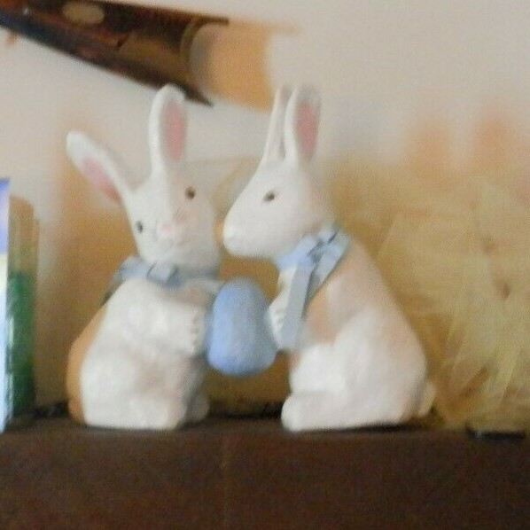 PRIMITIVE 12 IN HIGH AND 12 1/2 IN LONG 2 PAPIER MACHE BUNNIES WITH ...
