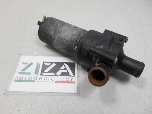 Pompe à eau Mercedes W203 C220 2001 2038350064 | eBay