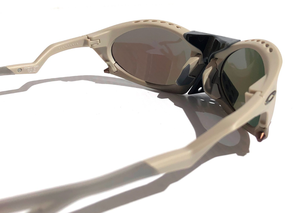 NEW Oakley PLANTARIS Matte Sand POLARIZED Galaxy Blue Mirror Sunglass ...