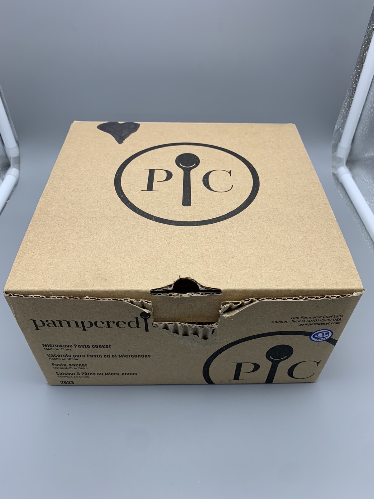 Pampered Chef Microwave Pasta Cooker #2633 White Dish Red Strainer Open ...