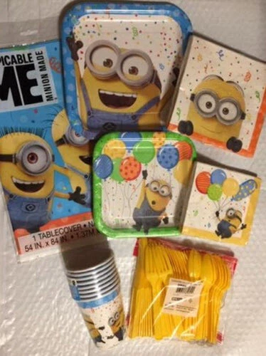 Minions Party Tablecloth