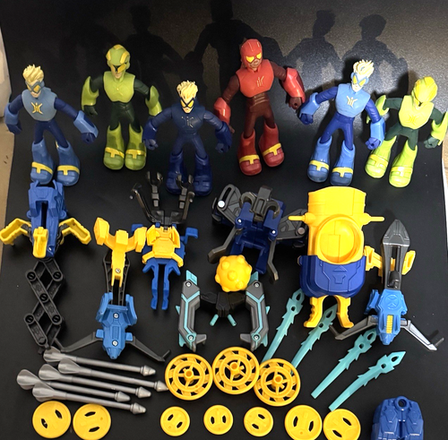 HUGE LOT 34 Stretch Armstrong, Flex Fighters Omni-Mass Disc Launcher ...