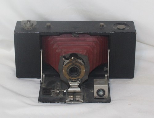Eastman Kodak IBT Brownie Automatic Folding Box Camera #2? Red Bellows ...
