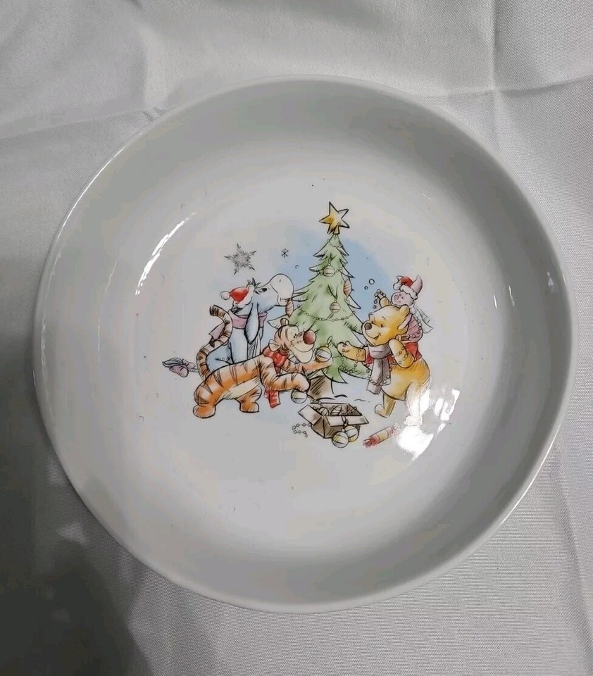 DISNEY Winnie the Pooh Piglet Tigger Christmas Pasta Dinner Bowl 8 1/2 ...