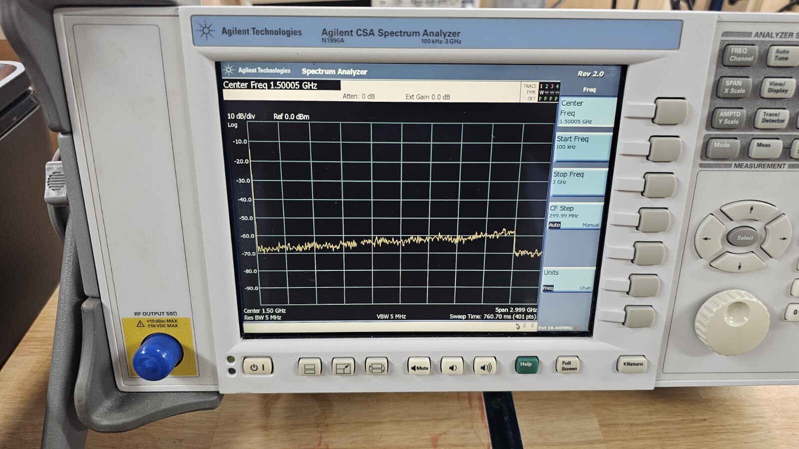 Agilent N1996A Benchtop Spectrum Analyzer | eBay