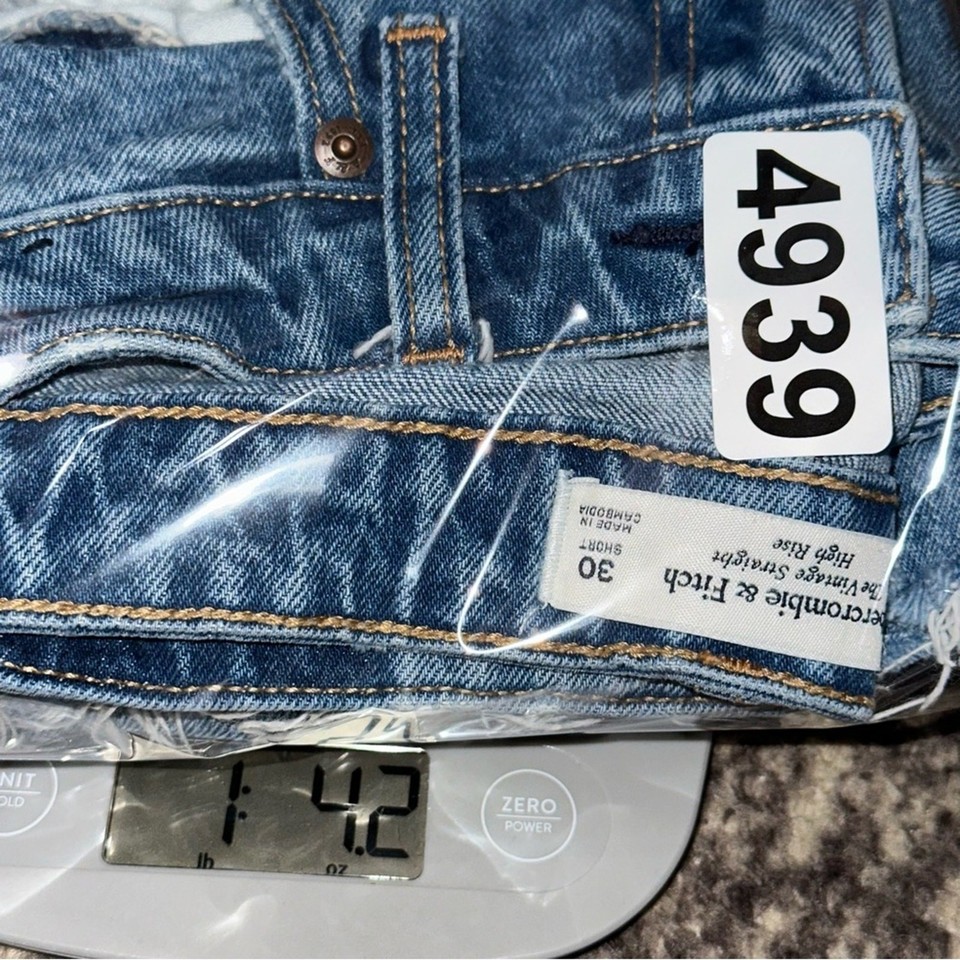Abercrombie & Fitch Denim 30 Short Blue Wash Vintage Straight High Rise ...