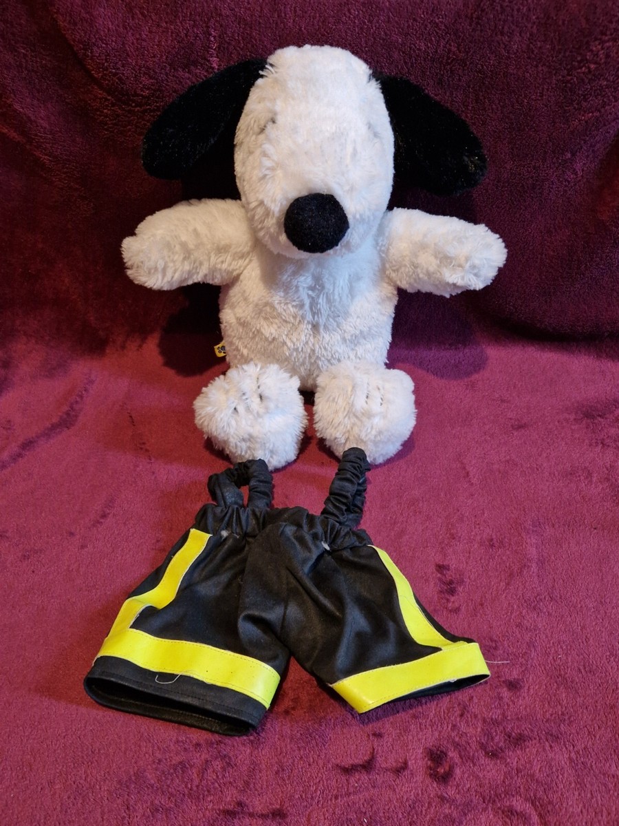 Build A Bear Snoopy Snoopy Gets A Fashion Makeover By Up And Coming