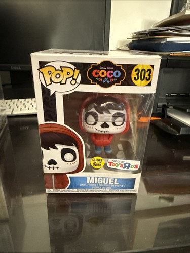 Funko Pop! Disney MIGUEL #303 Coco Toys R Us GITD Glow VAULTED | eBay