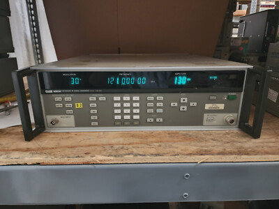 FLUKE 6061A Synthesized Signal Generator 10kHz-1050MHz Unit A | eBay