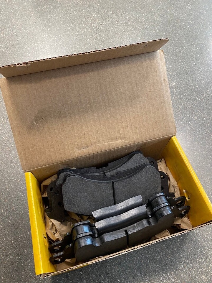 WILWOOD GM D52 CALIPERS W/ PADS | eBay