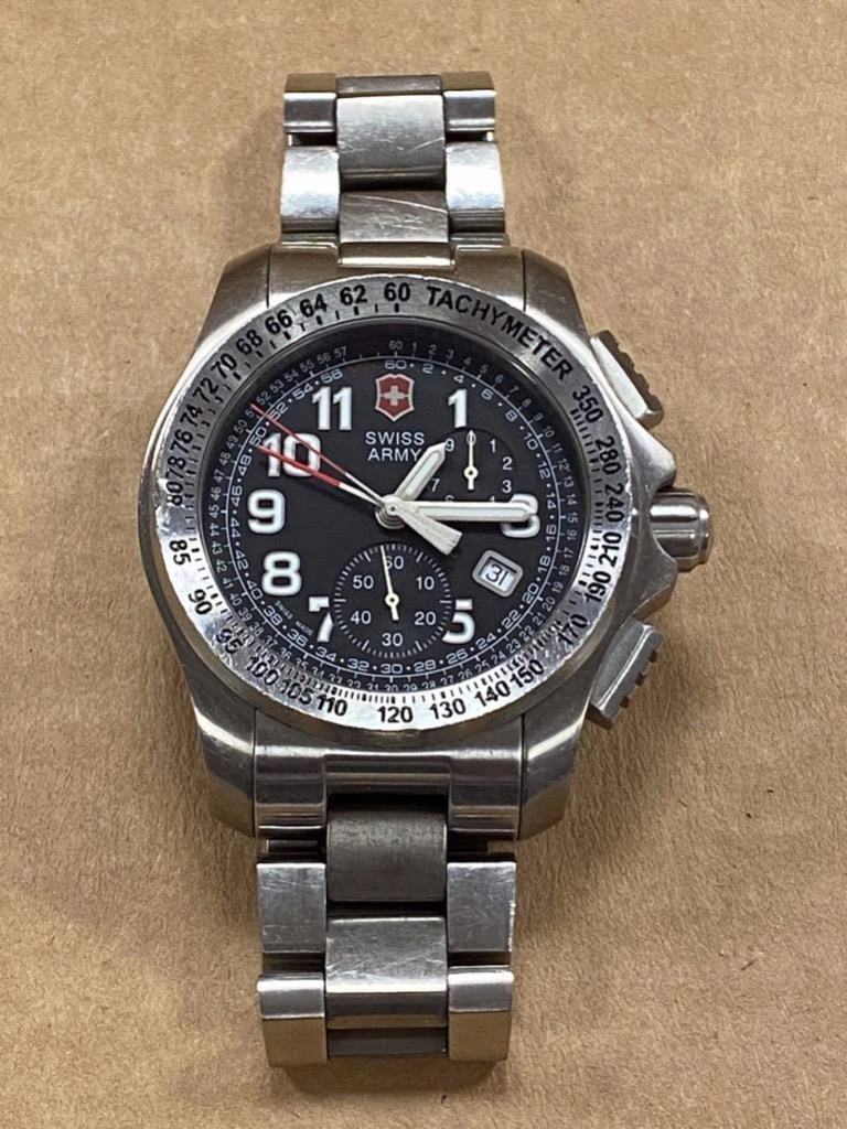Victorinox Swiss Army Logo