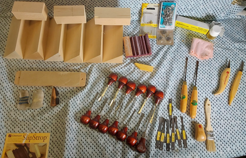 WOOD CARVING BUNDLE - CHISELS, CARVERS, BOOKS | eBay