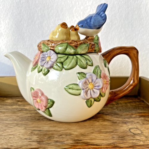 Teleflora Gifts Teapot & Lid Bird Nest Mother Baby Birds Ceramic Spring ...