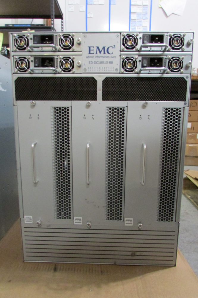 Brocade/EMC ED-DCX8510-8B 100-652-846 10-slot chassis W/ 4x AC PWR & 3x ...