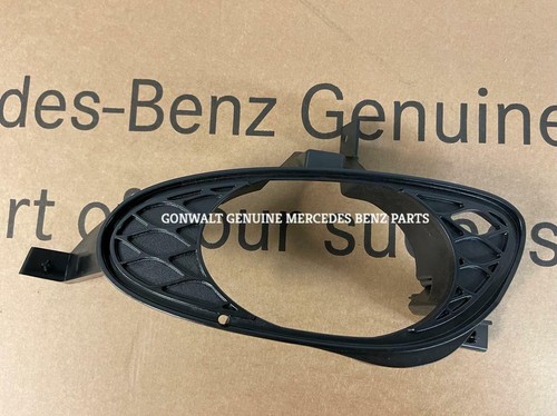 Mercedes Benz New CLS550 CLS63 AMG Front Bumper Fog Light Trim Grille ...