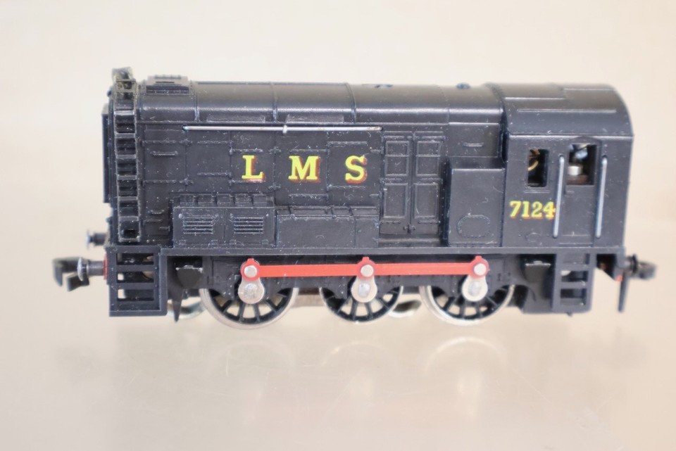 HORNBY DUBLO WRENN 3 RAIL LMS 0-6-0 CLASS 08 DIESEL SHUNTER LOCOMOTIVE ...