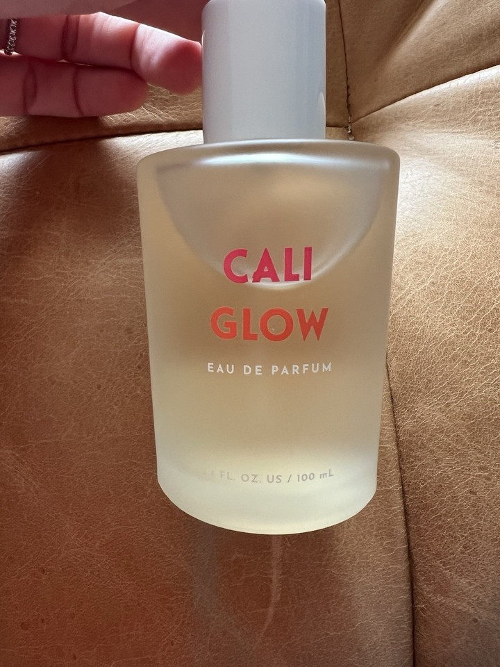 CALI GLOW Eau de Parfum 3.4 FL. OZ. 100 ML Perfume Spray New In Bottle ...