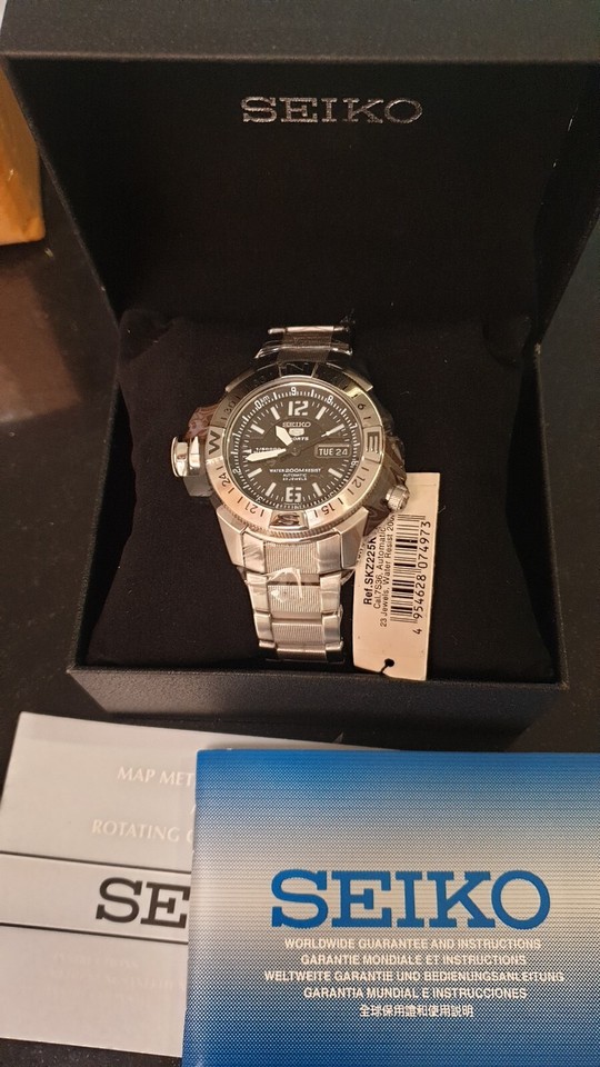 SEIKO 5 Sports SKZ225 Automatic Watch Stainless Silver Map Meter NOS ...