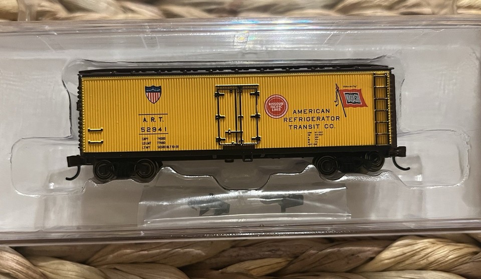 Bachmann N Scale Set Of 4 40’ Wood Side Reefers 19852 19853 19854 19855 ...