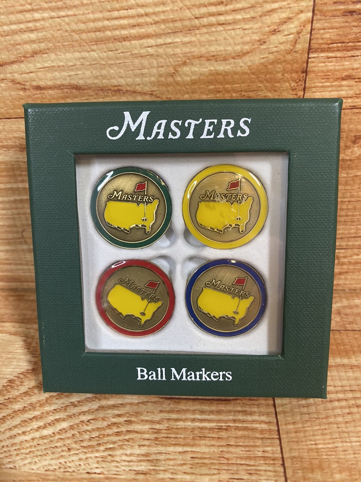 Masters Golf Un-Dated Set of 4 Ball Markers Augusta National New in Box ...