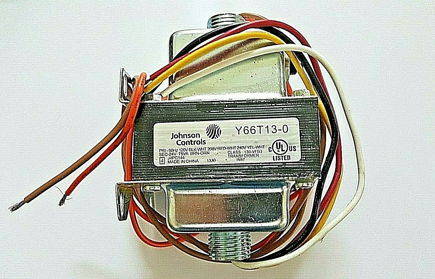 JOHNSON CONTROLS Y66T13-0 TRANSFORMER 120/208/240Vac Primary 24Vac ...
