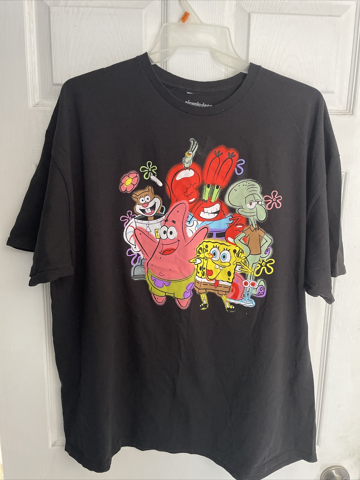 SpongeBob SquarePants & Character Group Shot Men's Gr… - Gem