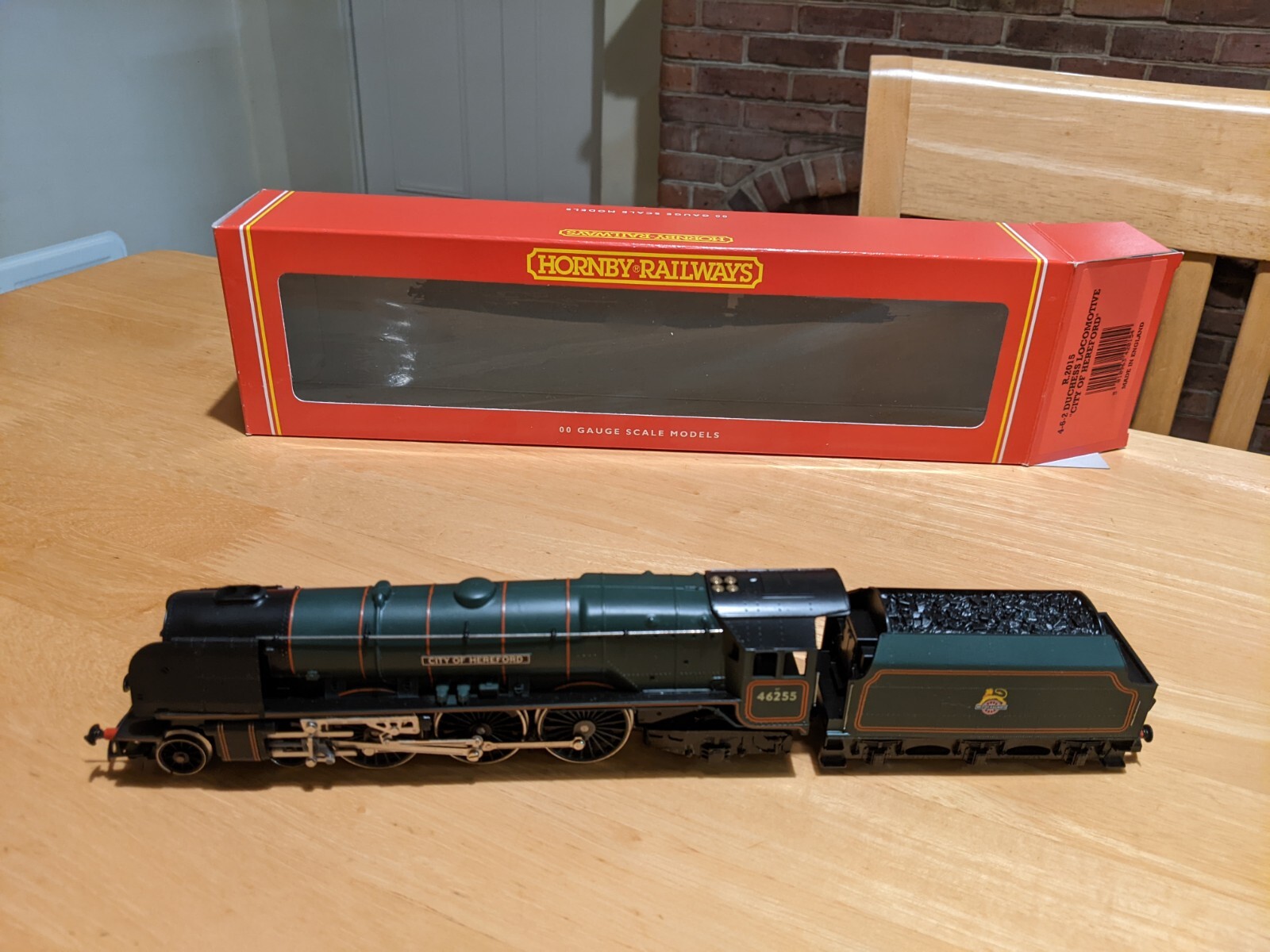 Hornby+R2015+BR+4-6-2+8p+Duchess+Class+Locomotive+46255+City+of ...