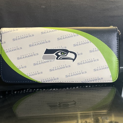 NFL Seattle Seahawks Women Curve Zip Organizer Wallet Little earth Cash ...