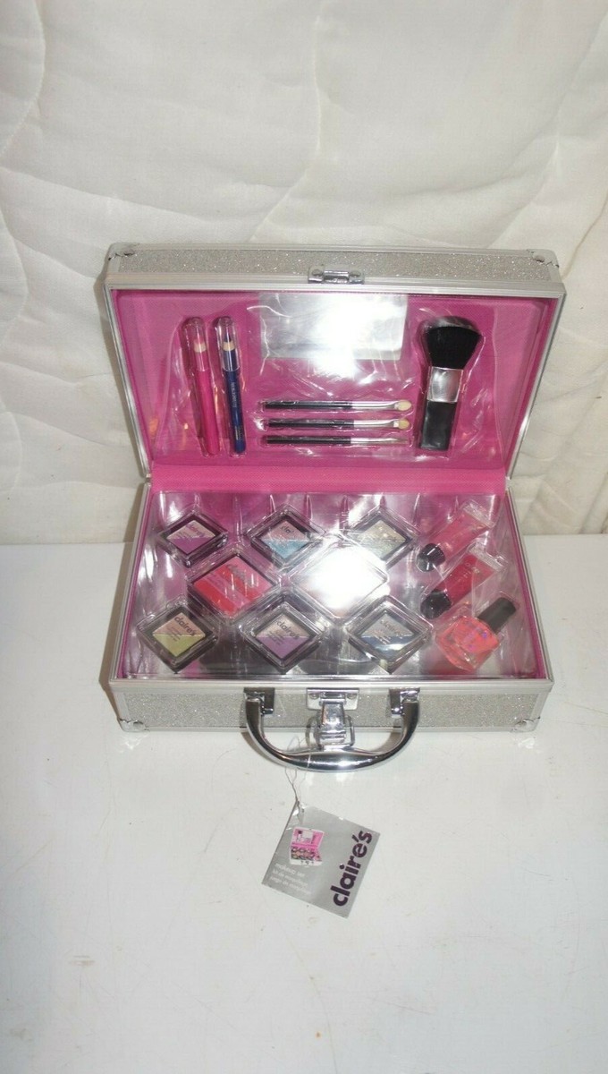 Makeup Box Kit | Saubhaya Makeup