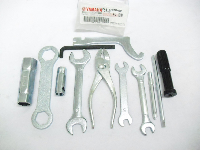 Yamaha YG1 YAS1 YAS3 RD125 RD125LC DT125 DT250 DT400 Tool Kit | 2A6 ...