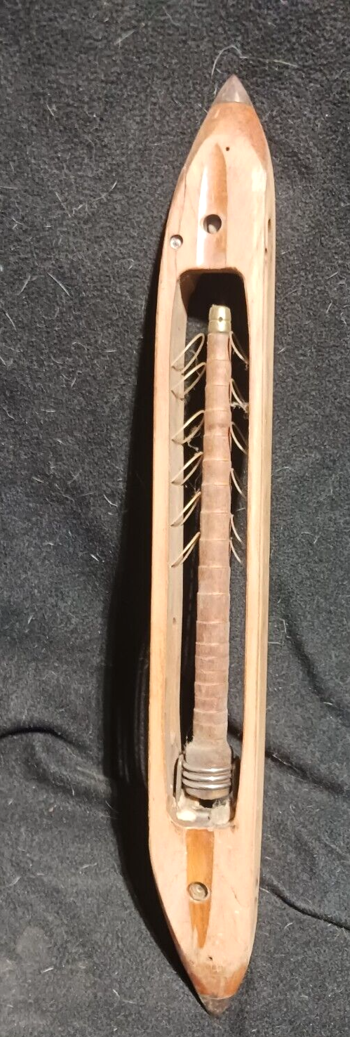 Vtg Duraloc Flying Boat Shuttle Weaving, Loom, Bobbins Wooden metal tip ...