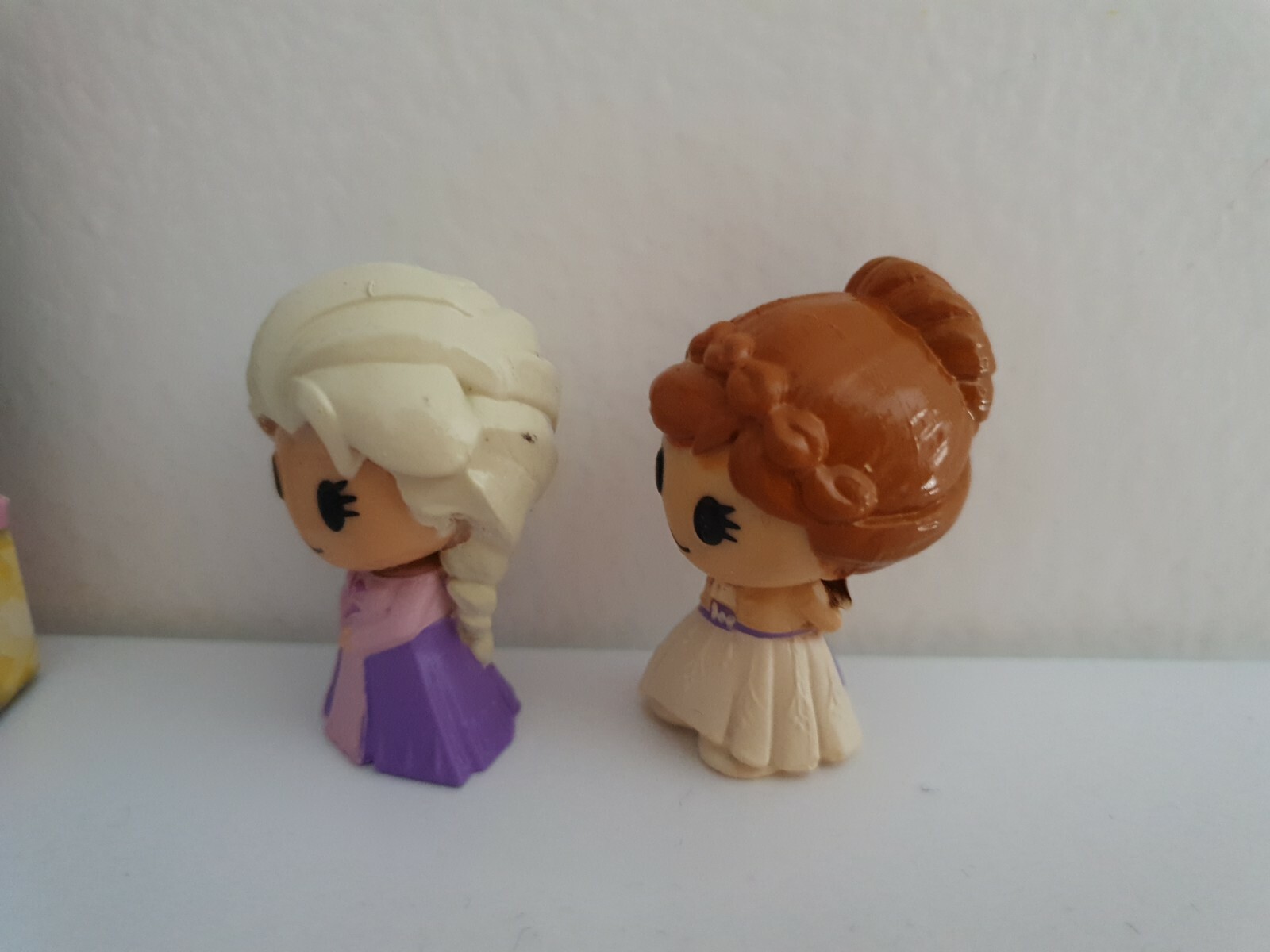 Disney Arendelle Anna and Elsa Frozen II Ooshie XL NOT Woolworths Promo ...