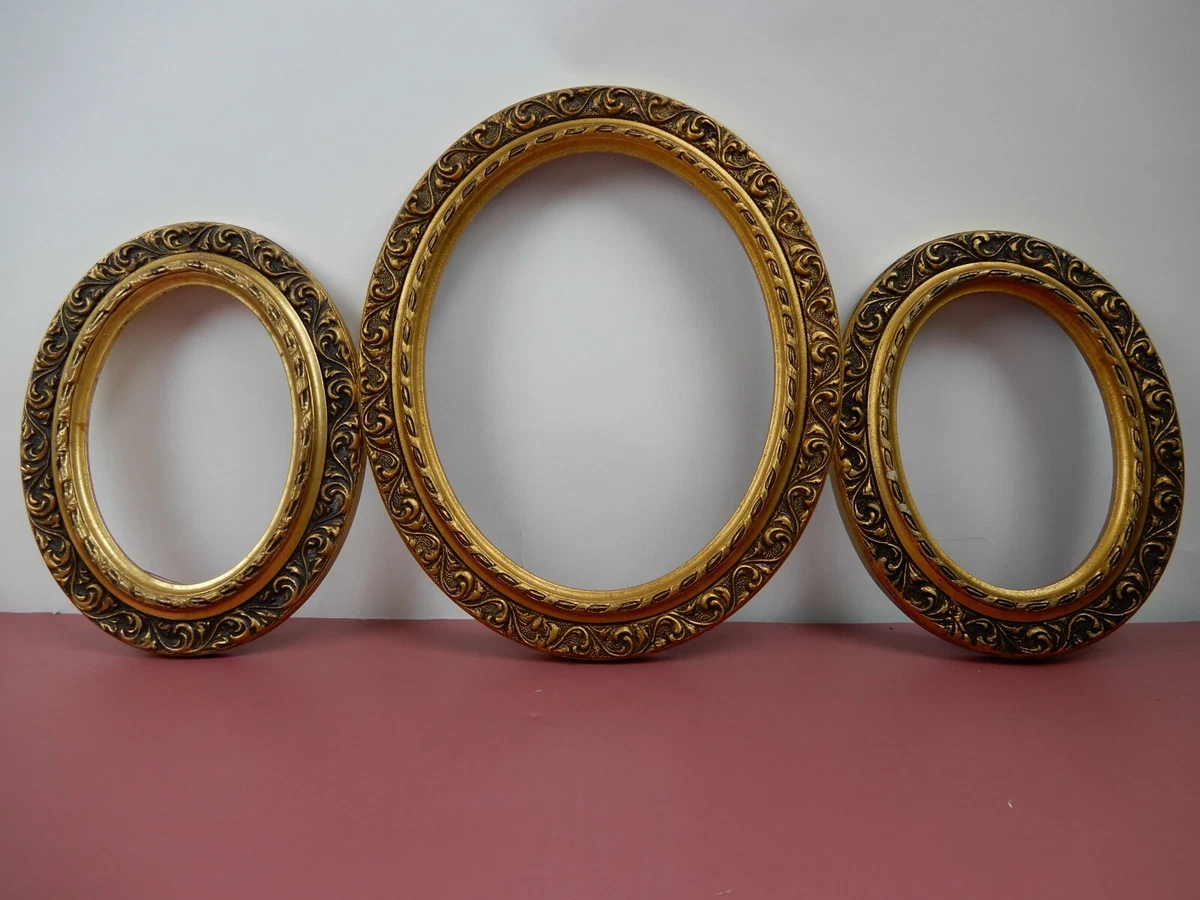 Ornate Oval Frame Gold