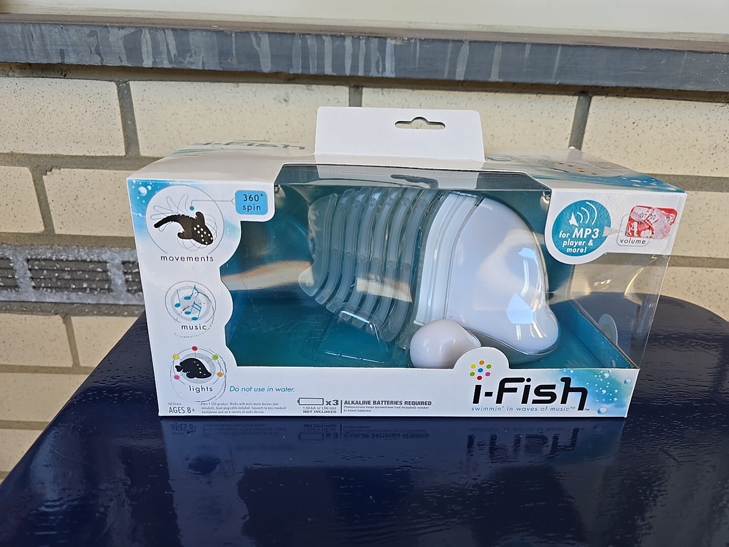 Hasbro Sega i-Fish MP3 player Speaker with Lights and Movement New | eBay