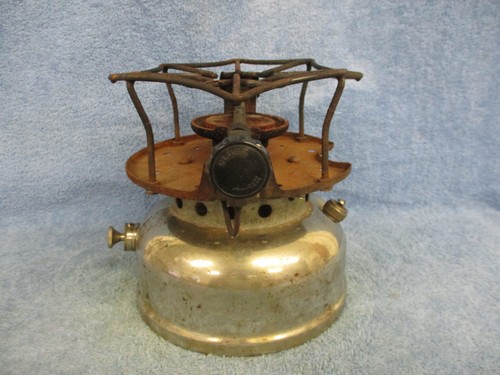 COLEMAN LANTERN COMPANY MODEL 500 STOVE DATED A-49 | eBay
