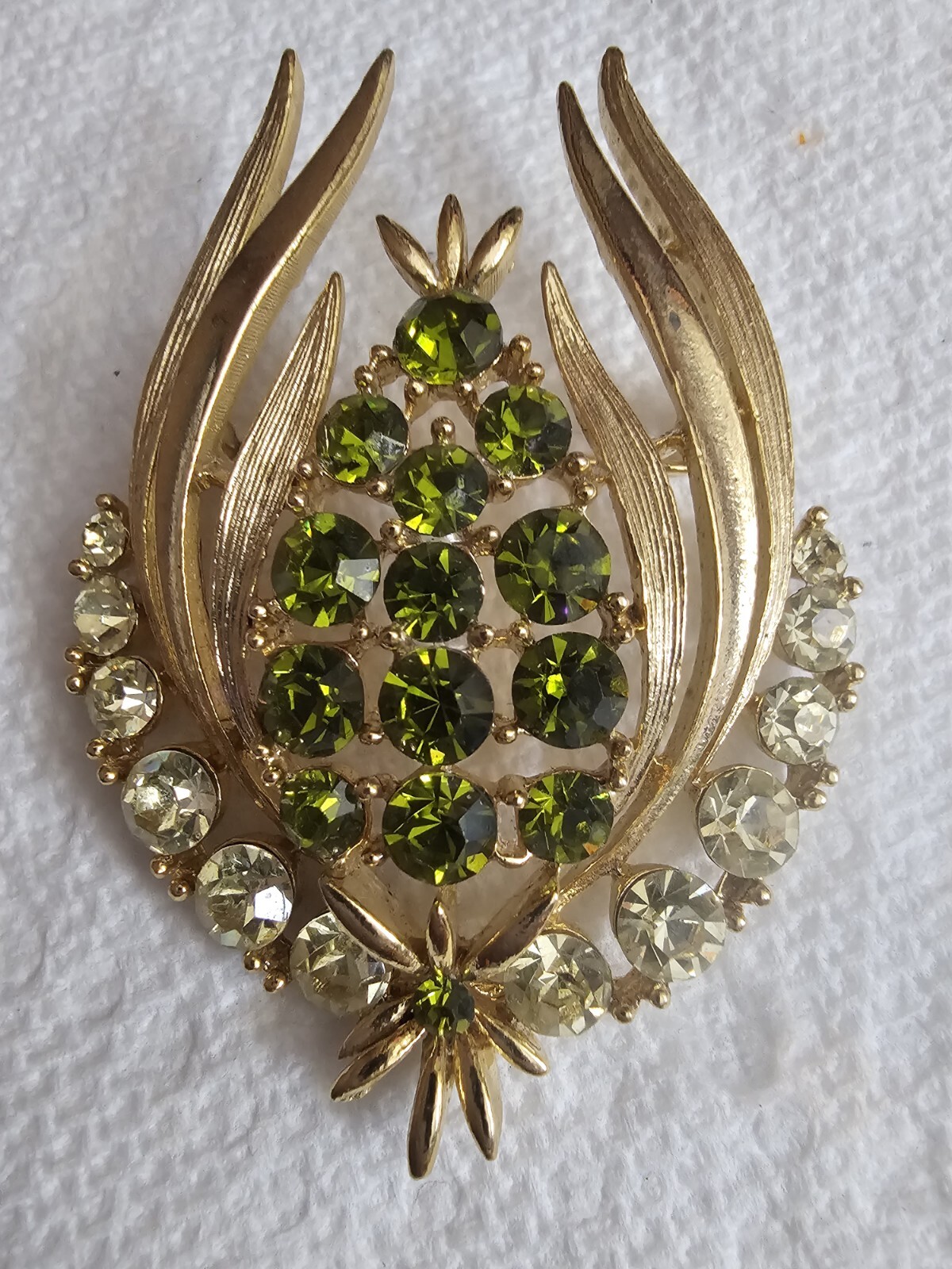 Spectacular Vintage Lisner Brooch / Pin Jewelry Shade… - Gem