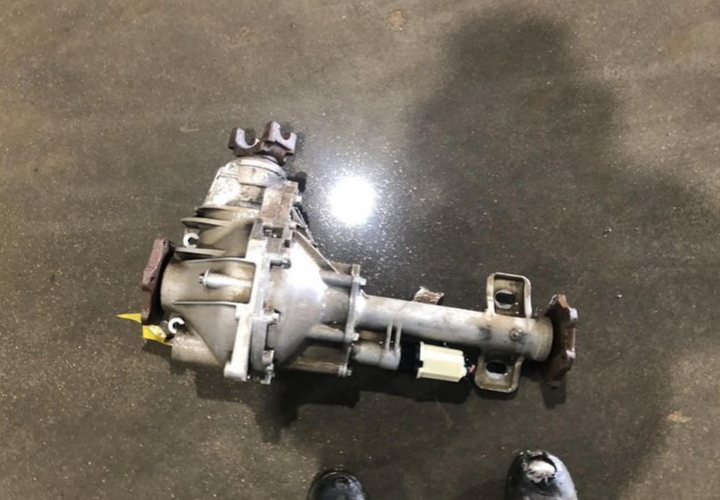 2007-2009 Chevrolet Tahoe Front Axle Differential Carrier 3.73 Ratio ...
