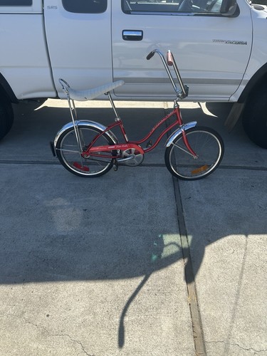 1970s Red Schwinn Stingray Fair Lady. BONE STOCK. READ DETAILED ...