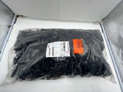 Pack of 1000 Hellerman Tyton Wiring Harness Clip Holders for Zip Cable ...