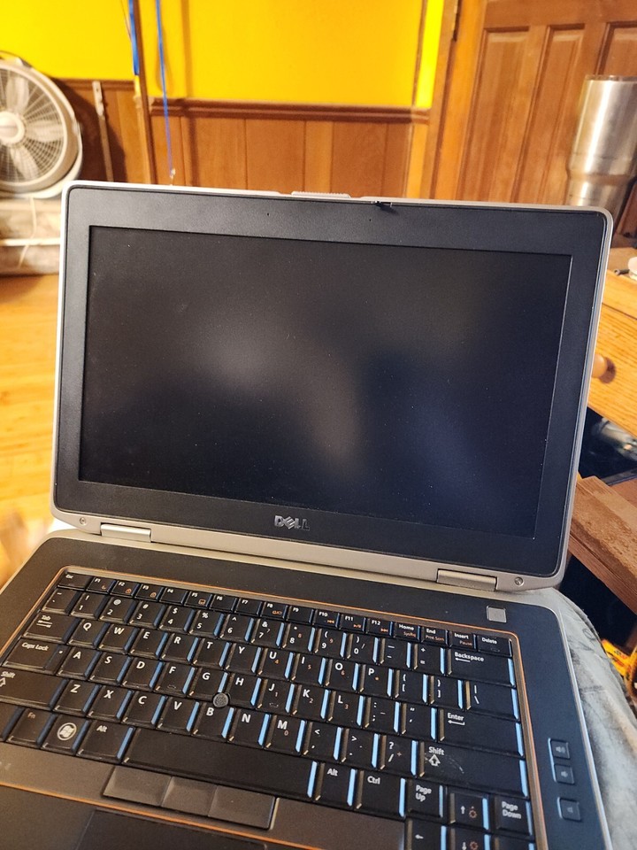 Dell Latitude P15G Core I5 Laptop for parts or repair W/ power adapter ...