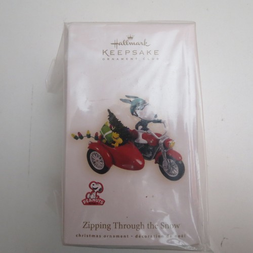 Hallmark Keepsake Ornament 2009 Zipping Through the Snow Snoopy ...