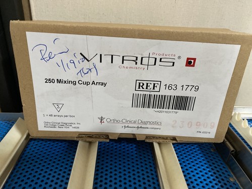 VITROS 163 1779, 250 MIXING CUP ARRAY 48 ARRAYS PER BOX | eBay